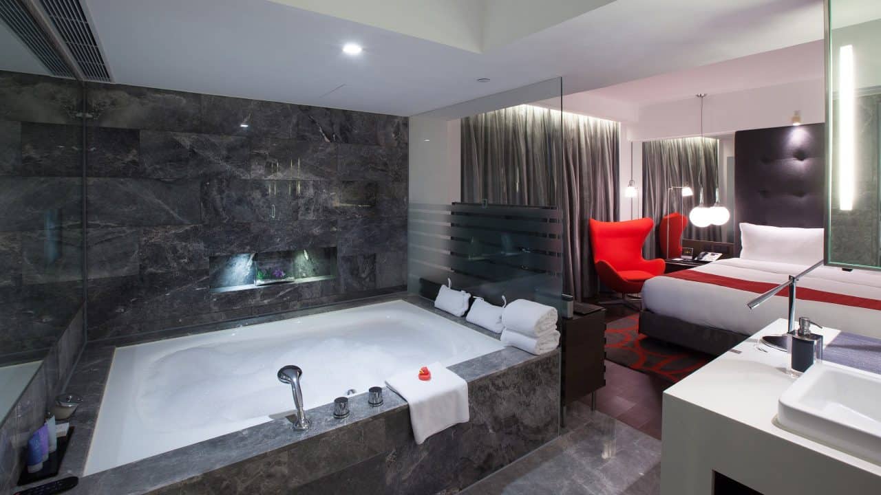 Spa Suite | The Mira Hong Kong