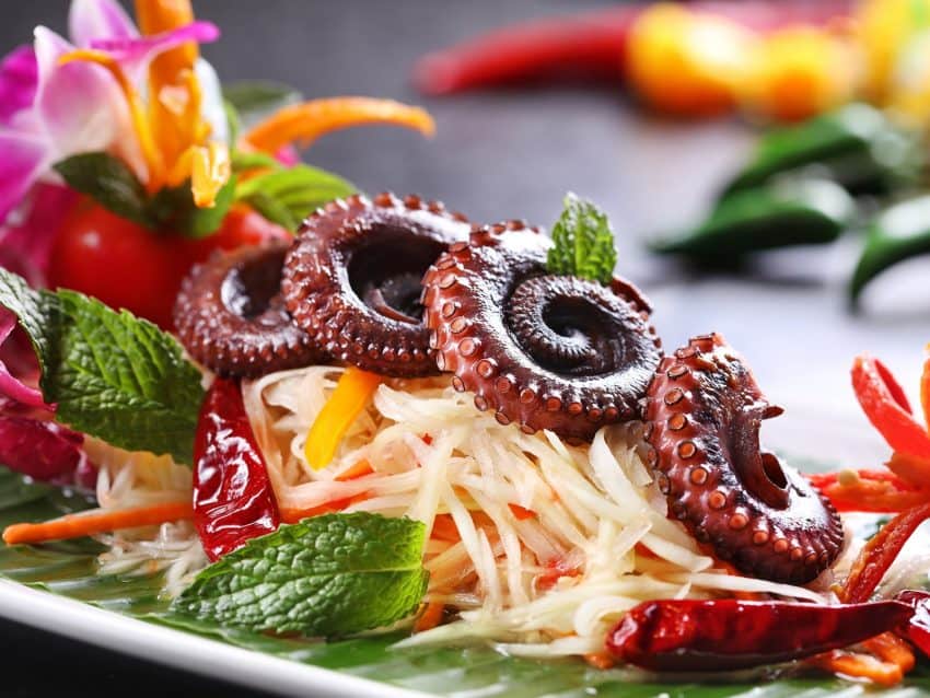 Yamm | 5-Star Hotel Buffet Tsim Sha Tsui | The Mira Hong Kong