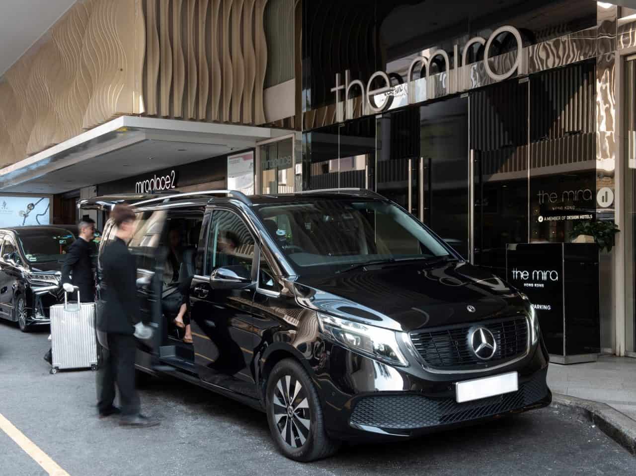 On-arrival Airport Transfer Hotel Limo | The Mira Hong Kong