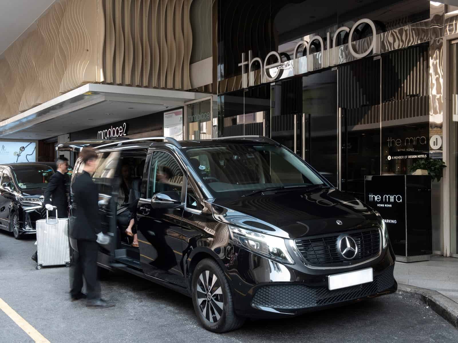 On-arrival Airport Transfer Hotel Limo | The Mira Hong Kong